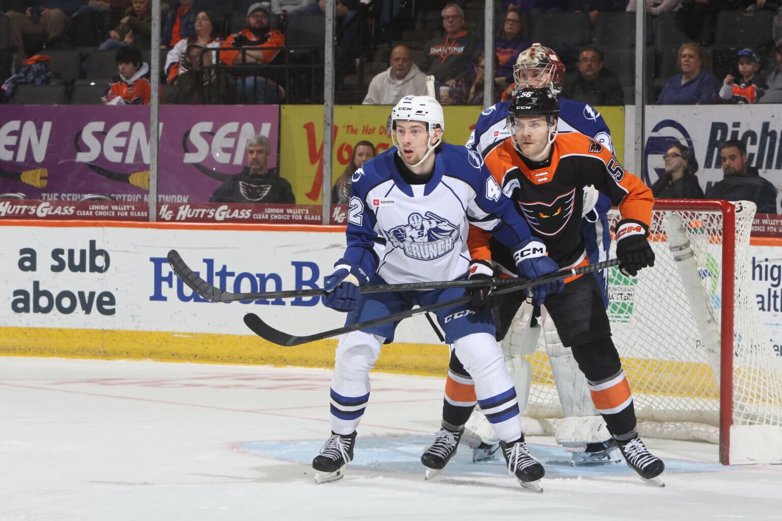 Crunch Hold Off Phantoms | Lehigh Valley Phantoms